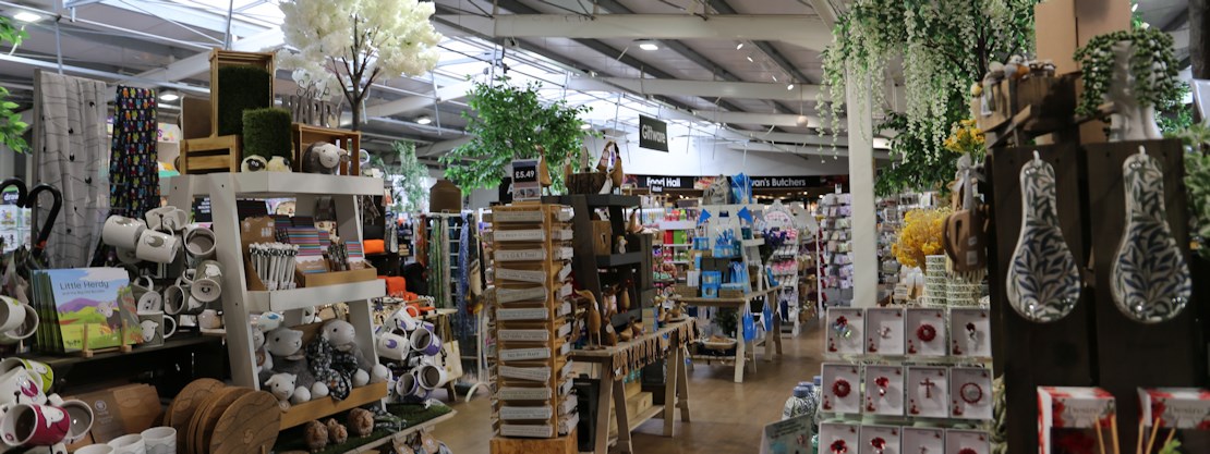 Longacres Bagshot Garden Centre – Just off Junction 3 of the M3